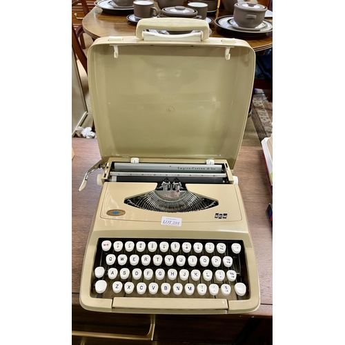 CASED SCM VINTAGE TYPEWRITER MARKED LAWTONS OF LIVERPOOL