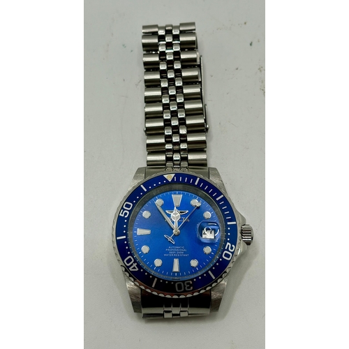 INVICTA AUTOMATIC PROFESSIONAL 200M WATER RESISTANT WRISTWATCH WITH ...
