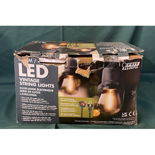 BOX OF FEIT ELECTRIC LED VINTAGE STRING LIGHTS - EACH 14.6M WITH BULBS