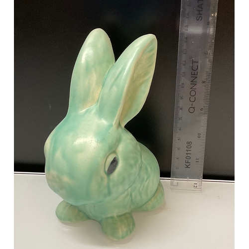 FLAXMAN WARE RABBIT BY WADEHEATH ‘305’ APPROX 15CM H