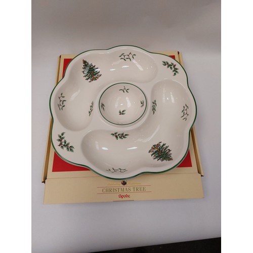 A limited edition Spode Java hexagonal charger, a ginger jar, all-over ...