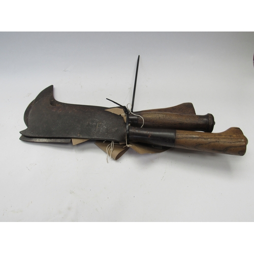 Three Elwell billhooks including 4012 Leicester pattern and an H ...