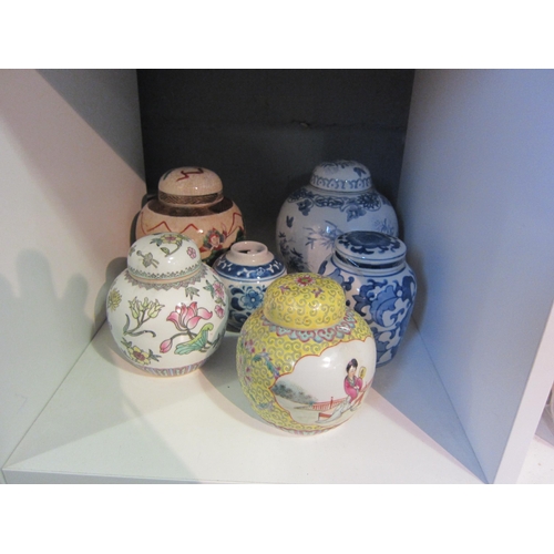 A collection of Chinese ginger jars, many with covers (6)