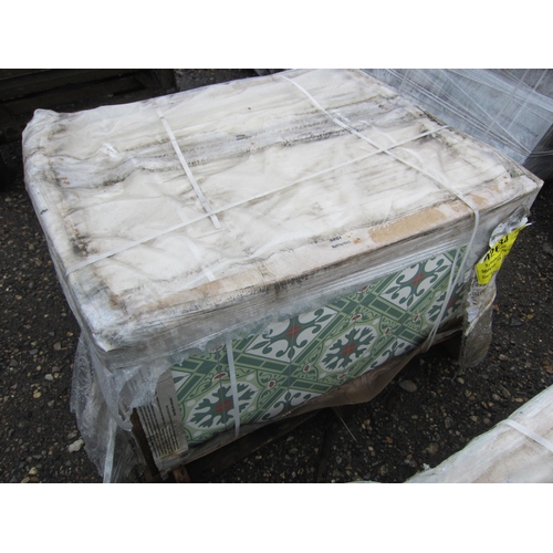 A pallet of unused 500mm x 1000mm x 20mm decorative porcelain slabs (R)