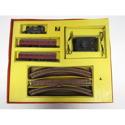 A Triang TT gauge TAX Electric Train Set, comprising 0-6-0 BR black ...