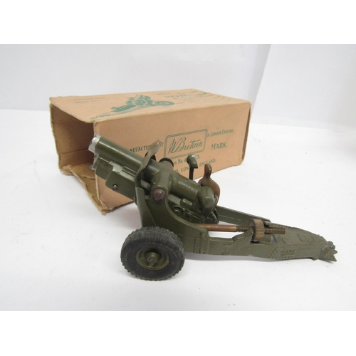 Four boxed Britains model military guns to include no.1201 Royal ...