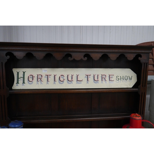 A Horticulture Show directional sign