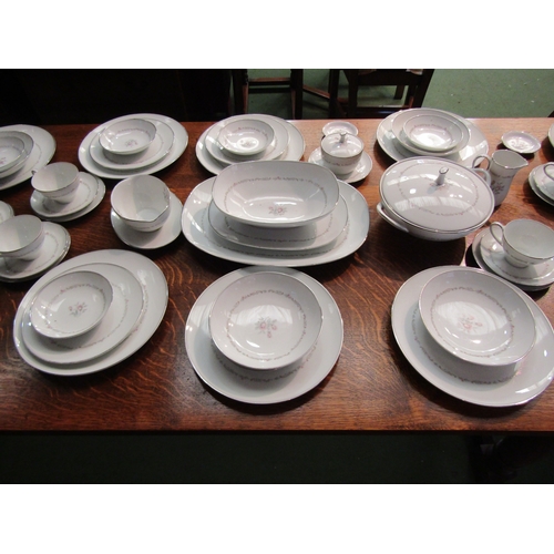 A quantity of Noritake "Mayfair" tablewares