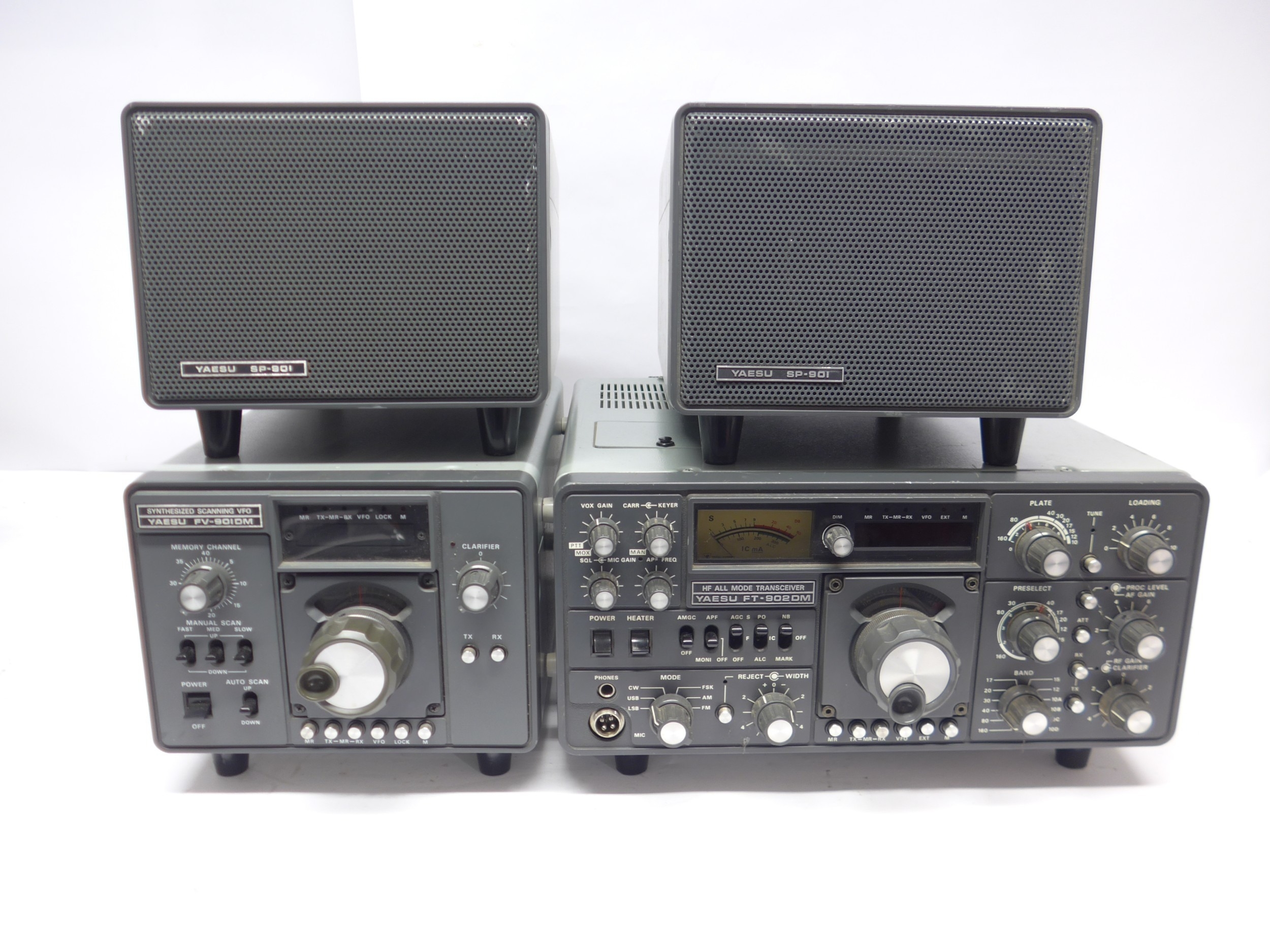 Amateur Radio - A Yaesu FT-902DM HF All mode Transceiver, FV901DM ...
