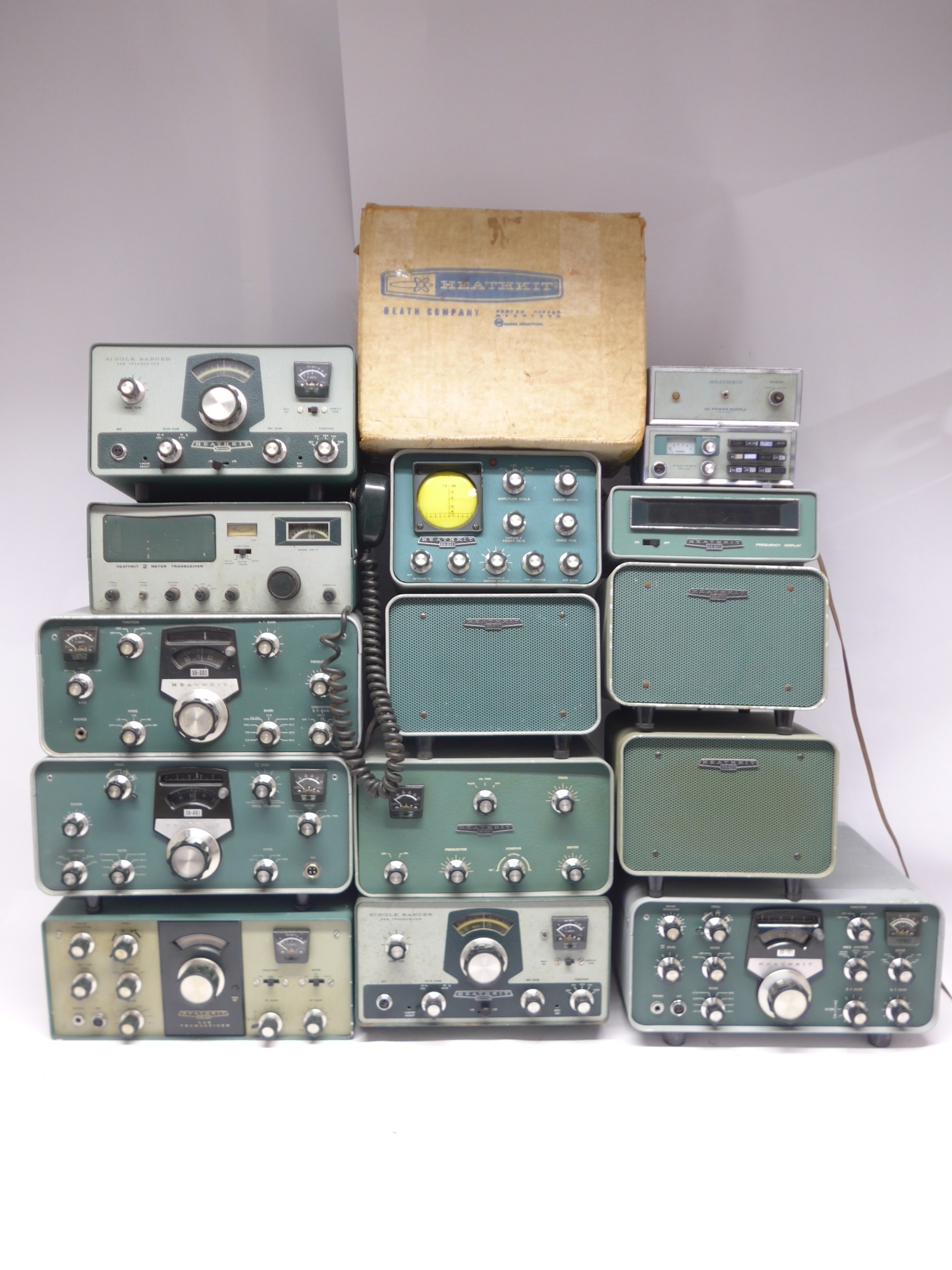 Amateur Radio - A good collection of Heathkit ham radio communication ...
