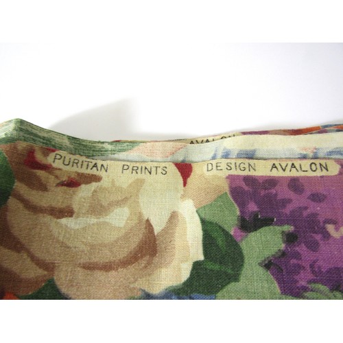 Assorted lot of approx twenty different floral fabrics dating from 1920 ...