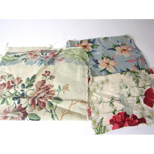 Assorted lot of approx twenty different floral fabrics dating from 1920 ...
