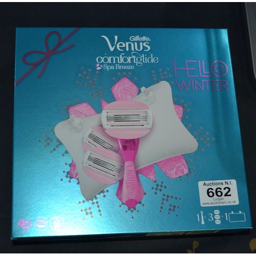 Gillette Venus Gift set With 3 Blades