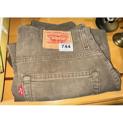 Pair Of Levi Cords 32/34