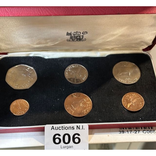 Royal Mint Bailiwick of Guernsey 1971 Coin Set