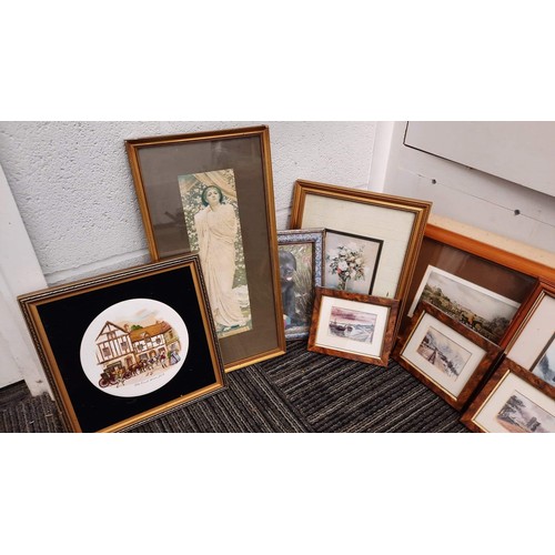 QUANTITY OF MIXED FRAMED artwork