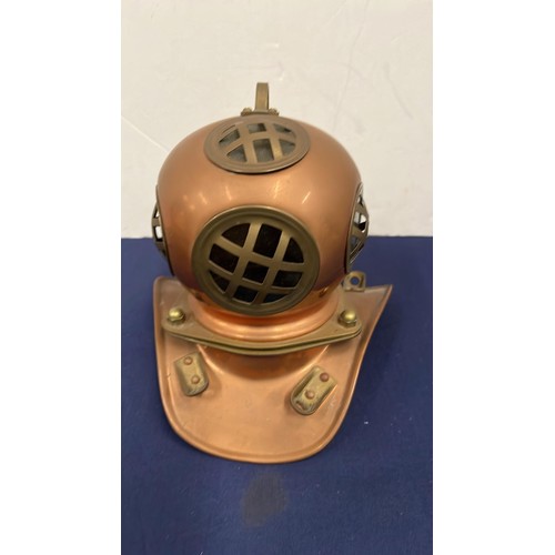 MINIATURE COPPER DIVERS HELMET