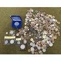 LARGE COLLECTION OF WORLD WIDE COINS