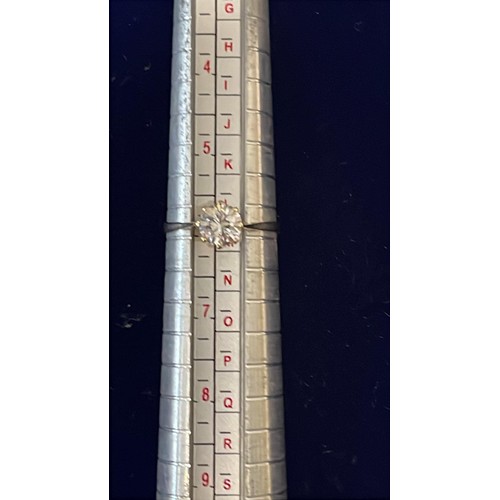 9CT YELLOW GOLD RING TOTAL WEIGHT 1,23G SIZE M