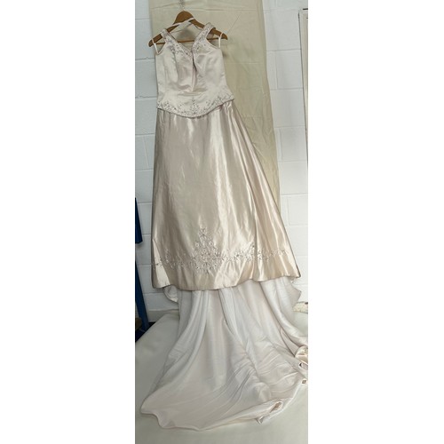 BENJAMIN ROBERTS WEDDING DRESS IN LIGHT ROSE
