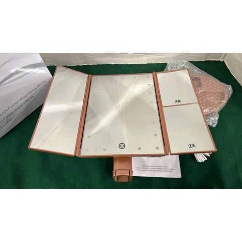 DEWEISN MIRROR PACKAGED
