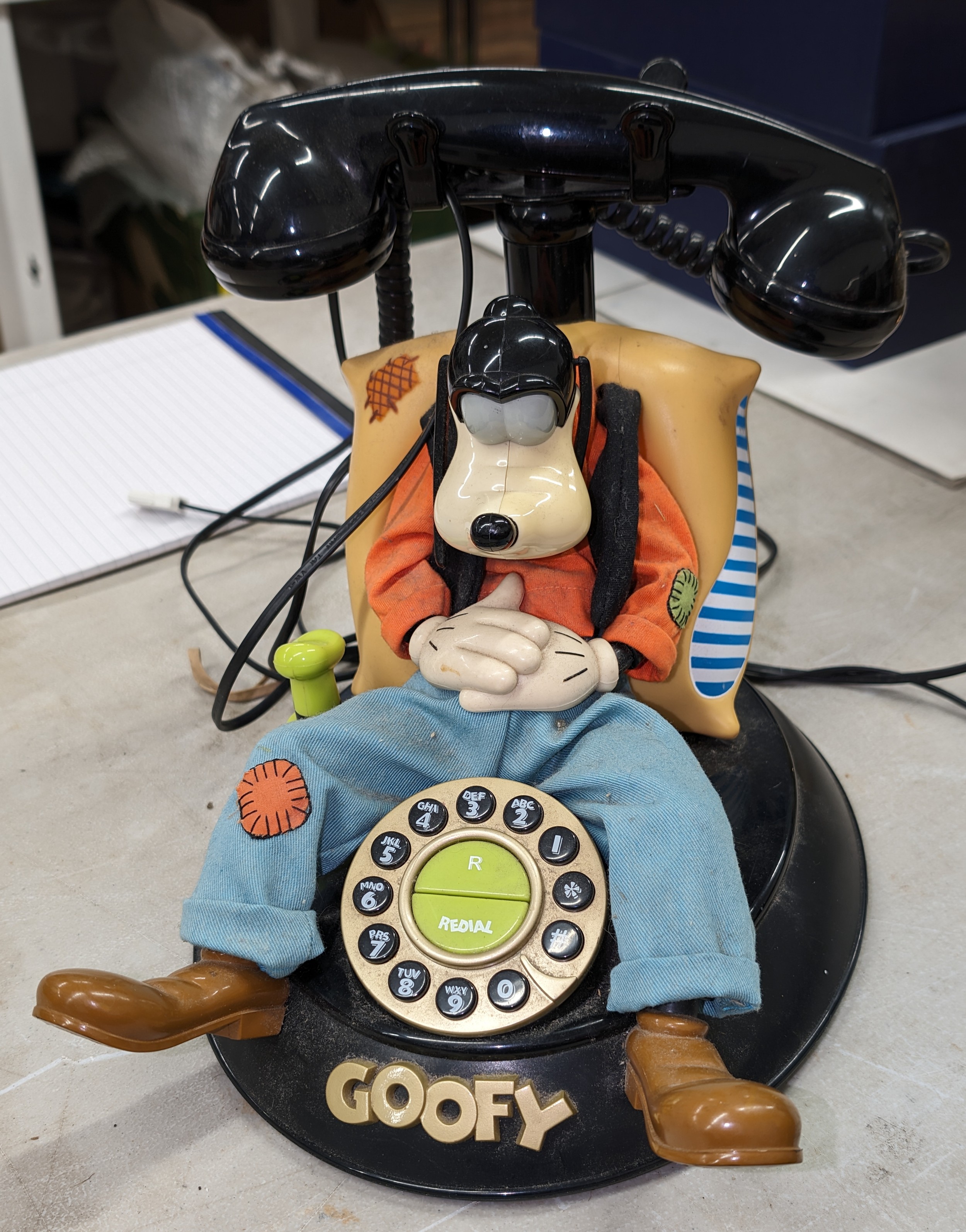 Vintage sleeping Goofy novelty telephone - all proceeds from this lot ...