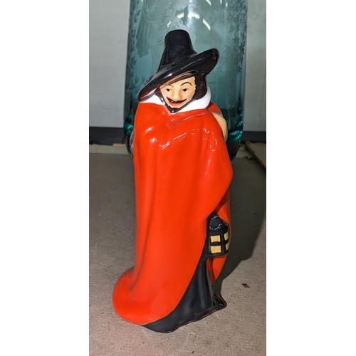 4" tall Royal Doulton HN3271 Guy Fawkes figure designed by CJ Noke