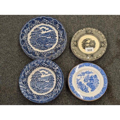 5 x Royal Worcester willow pattern plates, 5 x Royal Staffordshire ...