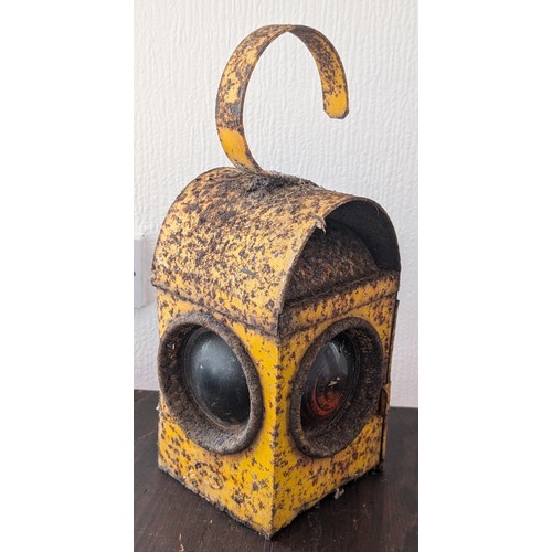 Vintage Chalwyn Kerosene Railway/Roadworks Warning Lamp