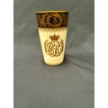 The royal collection china vase / beaker