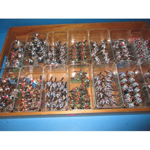 A very large collection of die-cast military figures, various countries ...