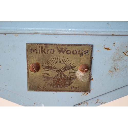 Mikro Waage vintage German scales