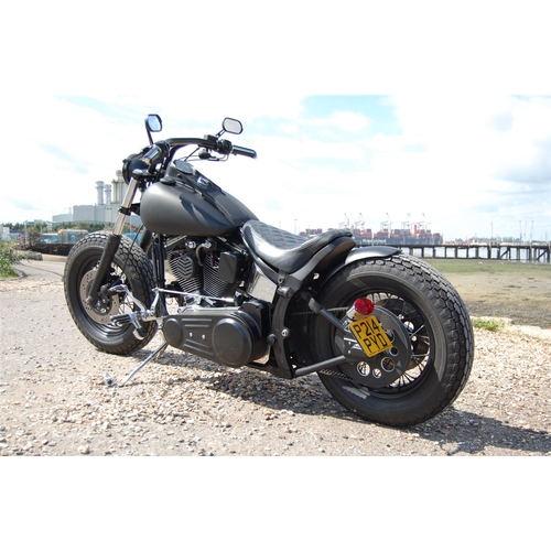 1997 HARLEY DAVIDSON CUSTOM EVO BIG TWIN Registration No: P214PYD