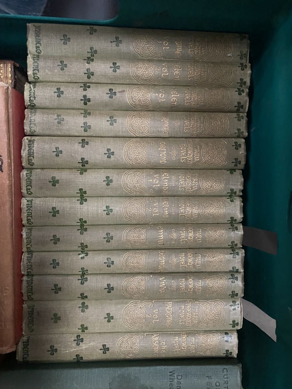 A BOOK LOT TO INCLUDE A COLLECTION OF IRISH NOVELIST MARIA EDGEWORTH ...