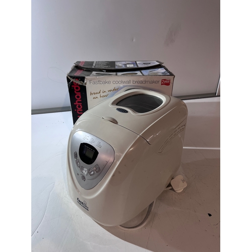 Morphy Richards Breadmaker