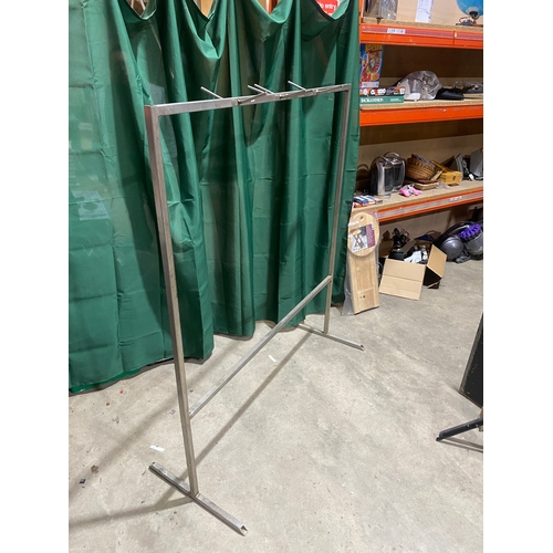 Tall (5ft) and long (4ft) stainless steel clothes rack