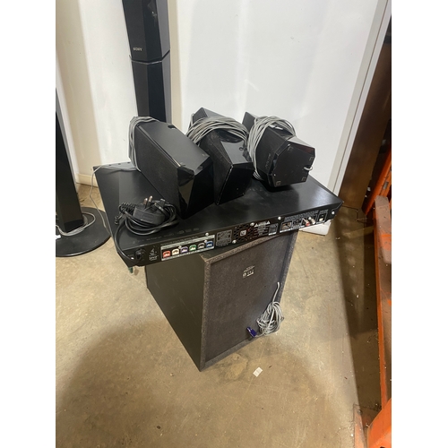 Sony BDV-E4100 Blu-ray home cinema system in working order