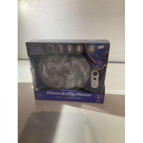 Uncle Milton explore it remote controlled moon in my room with light up ...