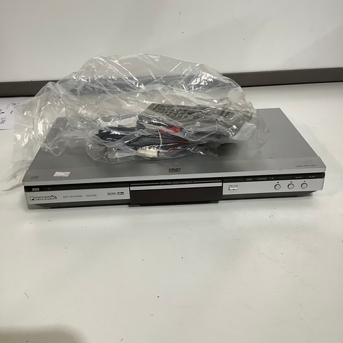 Panasonic DVD/CD player DVD -S35 power tested with remote