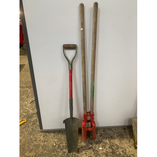 Manual pole borer and shovel
