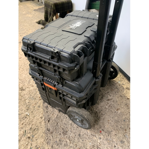 Magnusson large portable tool box
