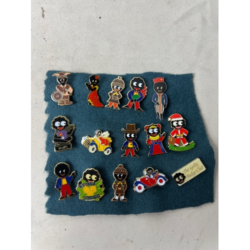 Collectible golly pin badges inc bagpipe player, flamenco dancer and ...