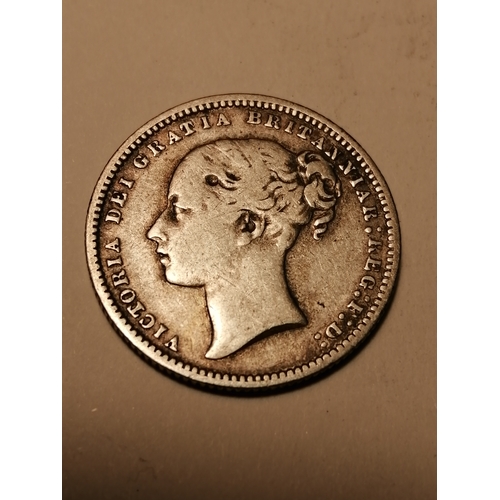 COINS : 1875 Victorian shilling in good fine condition or better