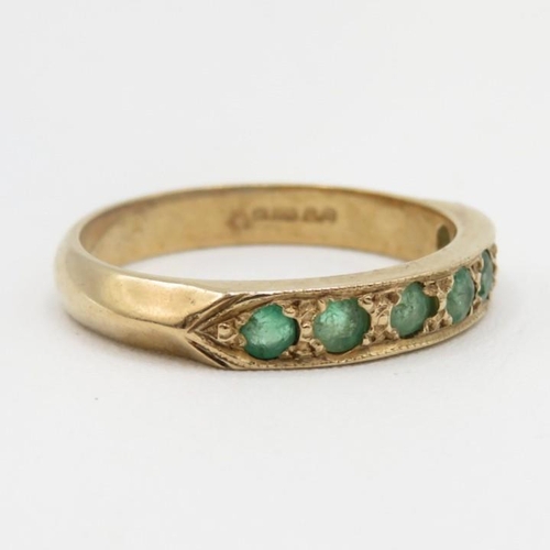 9ct gold emerald gypsy setting ring (3g) Size Q