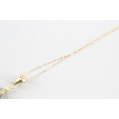 14ct gold jade hololith set pendant necklace (1.5g)