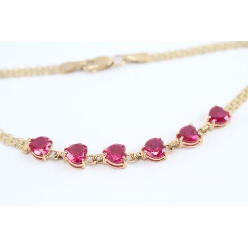 9ct gold synthetic ruby heart bracelet (3.1g)