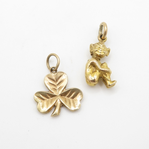 2x 9ct gold imp & shamrock charm (3.8g)