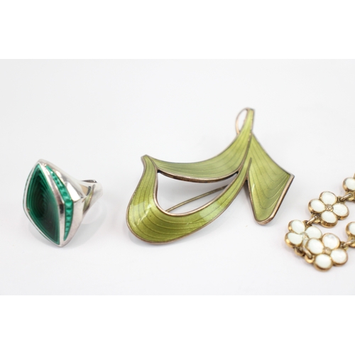 Collection of Sterling Silver Scandi Jewellery inc. David Anderson x 3 27g