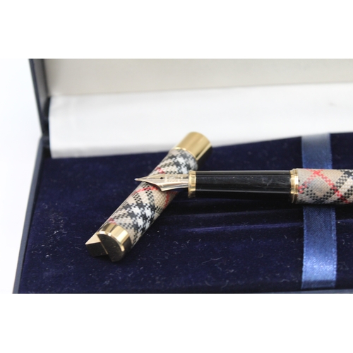 Burberry London Brown Check Nova Fountain Pen w/ 14ct Gold Nib WRITING ...
