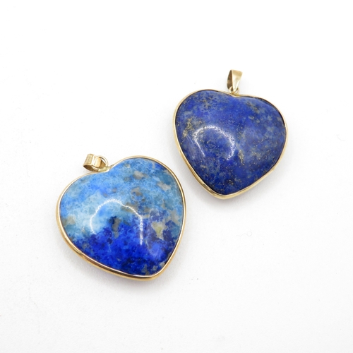 2 x 9ct gold mounted lapis heart pendants (13.7g)